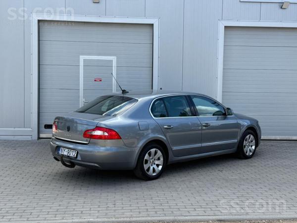 Pelēks Skoda SuperB 2009 Rīga, ar dzinēja tilpumu 2.00 L un nobraukumu 293 tūkst. km par 2990 €, foto 5 vietnē AUTOMOTO.COM.LV