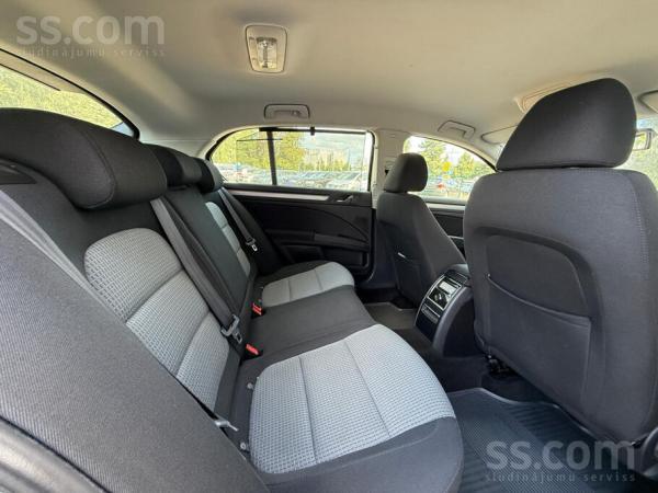 Pelēks Skoda SuperB 2009 Rīga, ar dzinēja tilpumu 2.00 L un nobraukumu 293 tūkst. km par 2990 €, foto 9 vietnē AUTOMOTO.COM.LV