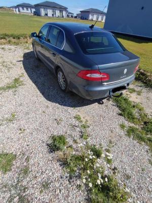 Grey Skoda SuperB 2009 in Gargzdai, with an engine capacity of 1.97 L and mileage of 325 thousand km for 1800 €, photo 4 on AUTOMOTO.COM.LV