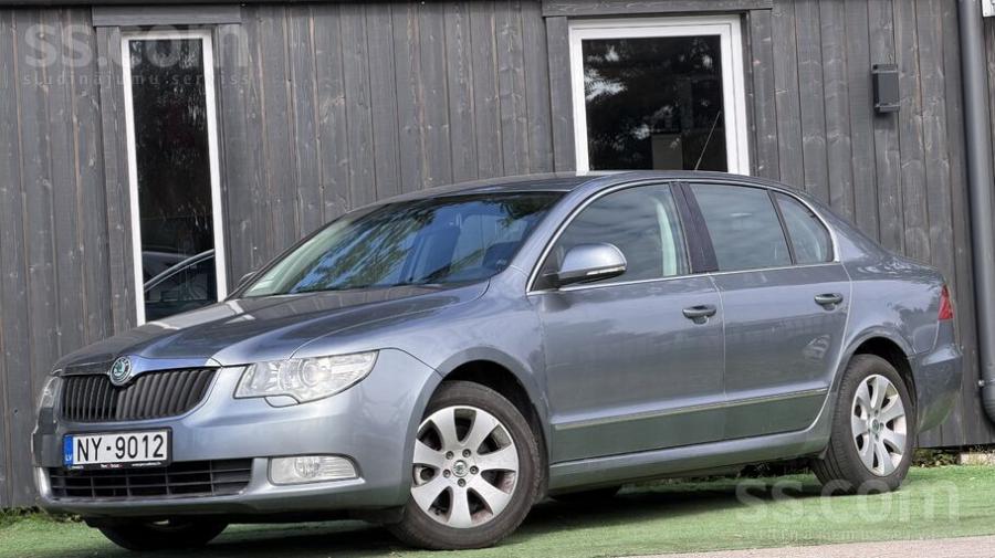 Grey Skoda SuperB 2009 in Riga, with an engine capacity of 2.00 L and mileage of 293 thousand km for 3450 €, photo 1 on AUTOMOTO.COM.LV