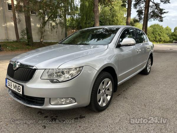 Grey Skoda SuperB 2009 in Tallinn, with an engine capacity of 1.80 L and mileage of 146 thousand km for 3900 €, photo 1 on AUTOMOTO.COM.LV