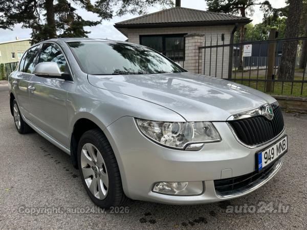 Grey Skoda SuperB 2009 in Tallinn, with an engine capacity of 1.80 L and mileage of 146 thousand km for 3900 €, photo 3 on AUTOMOTO.COM.LV