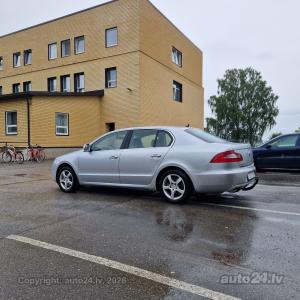 Серый Шкода Суперб 2010 в Тарту, объемом двигателя 1.80 л и пробегом 359 тыс. км за 2290 €, фото 8 на AUTOMOTO.COM.LV