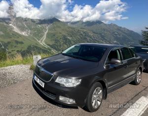 Pelēks Skoda SuperB 2010 Tallina, ar dzinēja tilpumu 1.80 L un nobraukumu 307 tūkst. km par 3850 €, foto 11 vietnē AUTOMOTO.COM.LV
