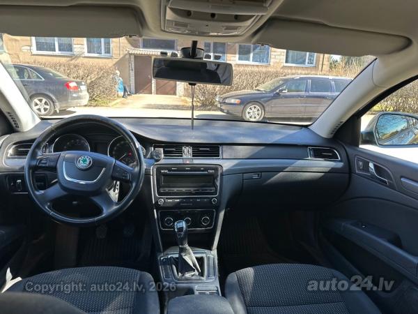 Pelēks Skoda SuperB 2011 Pelva, ar dzinēja tilpumu 2.00 L un nobraukumu 350 tūkst. km par 4100 €, foto 6 vietnē AUTOMOTO.COM.LV