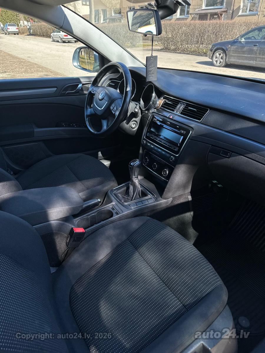 Pelēks Skoda SuperB 2011 Pelva, ar dzinēja tilpumu 2.00 L un nobraukumu 350 tūkst. km par 4100 €, foto 10 vietnē AUTOMOTO.COM.LV