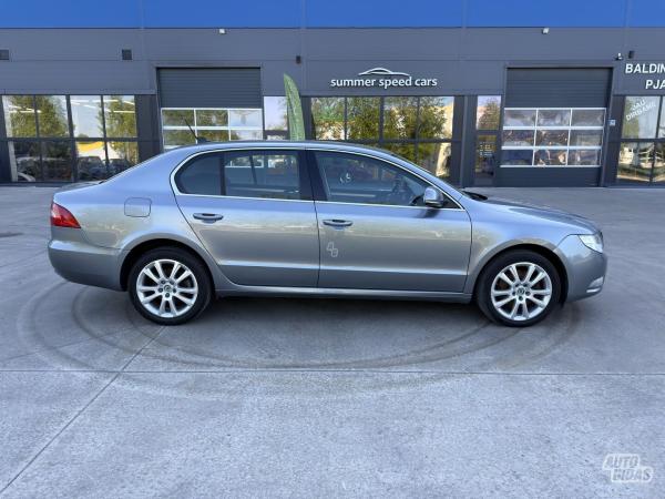Pelēks Skoda SuperB 2011 Panevēža, ar dzinēja tilpumu 1.80 L un nobraukumu 259 tūkst. km par 3333 €, foto 10 vietnē AUTOMOTO.COM.LV