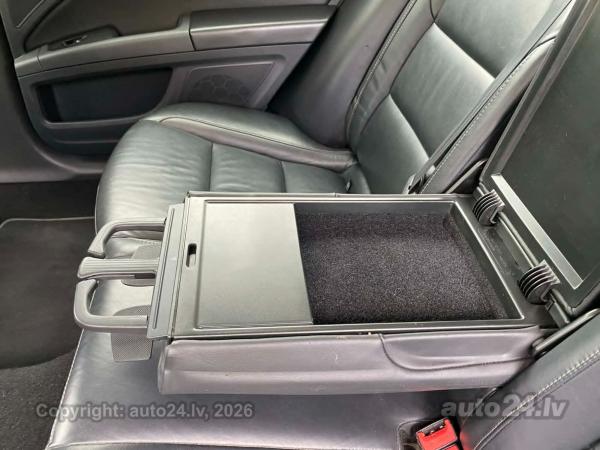 Pelēks Skoda SuperB 2012 Rakvere, ar dzinēja tilpumu 1.60 L un nobraukumu 220 tūkst. km par 3000 €, foto 10 vietnē AUTOMOTO.COM.LV