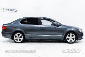Pelēks Skoda SuperB 2013 Tallina, ar dzinēja tilpumu 2.00 L un nobraukumu 248 tūkst. km par 6990 €, foto 9 vietnē AUTOMOTO.COM.LV