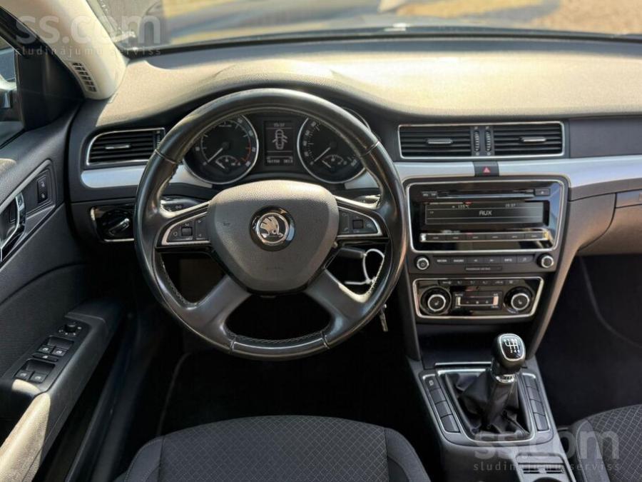 Pelēks Skoda SuperB 2013 Rīga, ar dzinēja tilpumu 1.80 L un nobraukumu 161 tūkst. km par 6900 €, foto 17 vietnē AUTOMOTO.COM.LV