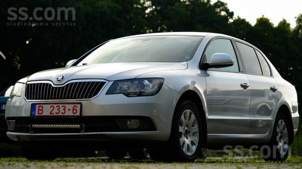 Pelēks Skoda SuperB 2014 Rīga, ar dzinēja tilpumu 1.60 L un nobraukumu 250 tūkst. km par 6699 €, foto 9 vietnē AUTOMOTO.COM.LV