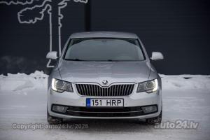 Pelēks Skoda SuperB 2014 Pērnava, ar dzinēja tilpumu 2.00 L un nobraukumu 217 tūkst. km par 8500 €, foto 3 vietnē AUTOMOTO.COM.LV