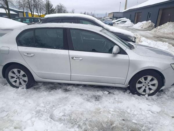 Grey Skoda SuperB 2014 in Taurage, with an engine capacity of 1.60 L and mileage of 200 thousand km for 2150 €, photo 5 on AUTOMOTO.COM.LV