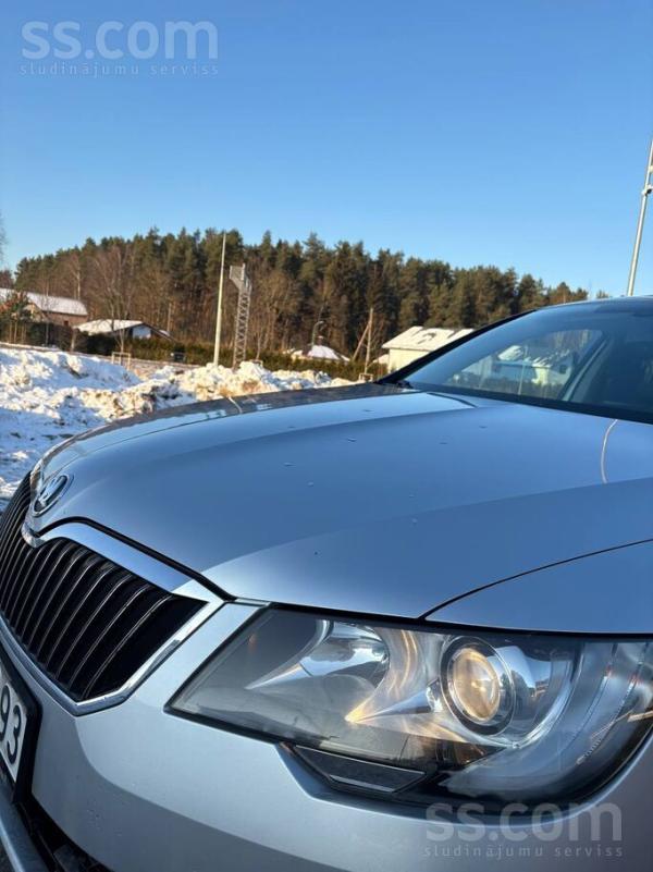 Pelēks Skoda SuperB 2014 Rīga, ar dzinēja tilpumu 1.60 L un nobraukumu 250 tūkst. km par 5999 €, foto 4 vietnē AUTOMOTO.COM.LV
