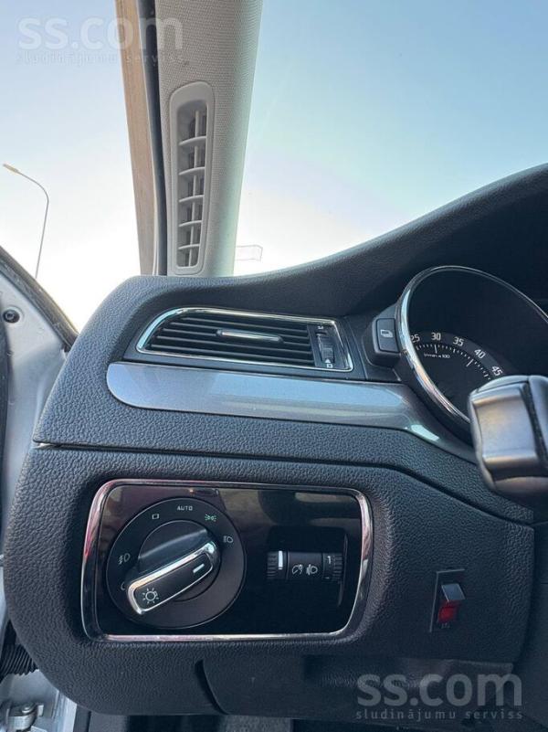 Pelēks Skoda SuperB 2014 Rīga, ar dzinēja tilpumu 1.60 L un nobraukumu 250 tūkst. km par 5999 €, foto 8 vietnē AUTOMOTO.COM.LV