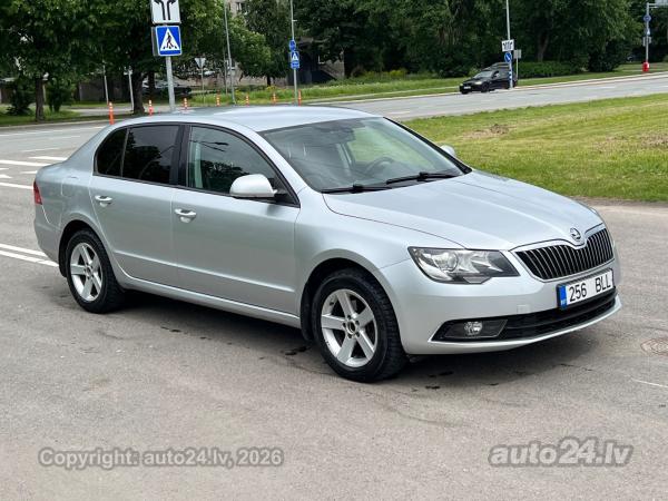 Pelēks Skoda SuperB 2014 Narva, ar dzinēja tilpumu 1.60 L un nobraukumu 362 tūkst. km par 4499 €, foto 3 vietnē AUTOMOTO.COM.LV
