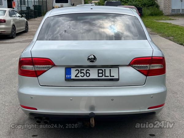 Pelēks Skoda SuperB 2014 Narva, ar dzinēja tilpumu 1.60 L un nobraukumu 362 tūkst. km par 4499 €, foto 4 vietnē AUTOMOTO.COM.LV