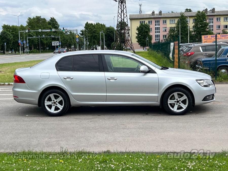 Pelēks Skoda SuperB 2014 Narva, ar dzinēja tilpumu 1.60 L un nobraukumu 362 tūkst. km par 4499 €, foto 7 vietnē AUTOMOTO.COM.LV