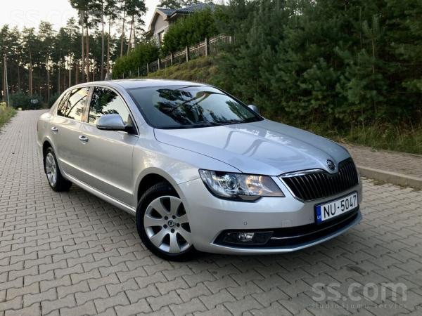 Grey Skoda SuperB 2014 in Riga, with an engine capacity of 1.60 L and mileage of 136 thousand km for 6900 €, photo 1 on AUTOMOTO.COM.LV