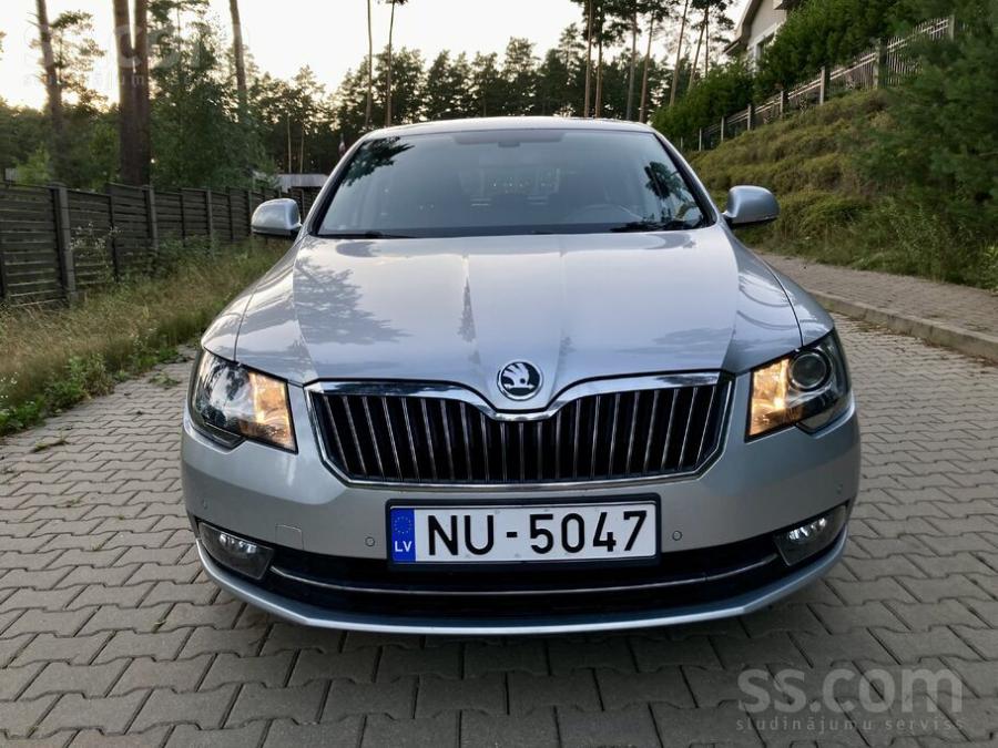 Pelēks Skoda SuperB 2014 Rīga, ar dzinēja tilpumu 1.60 L un nobraukumu 136 tūkst. km par 6900 €, foto 3 vietnē AUTOMOTO.COM.LV