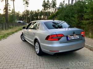 Pelēks Skoda SuperB 2014 Rīga, ar dzinēja tilpumu 1.60 L un nobraukumu 136 tūkst. km par 6900 €, foto 7 vietnē AUTOMOTO.COM.LV