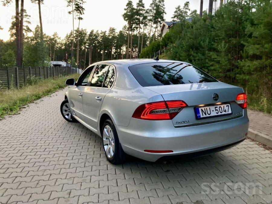 Pelēks Skoda SuperB 2014 Rīga, ar dzinēja tilpumu 1.60 L un nobraukumu 136 tūkst. km par 6900 €, foto 7 vietnē AUTOMOTO.COM.LV