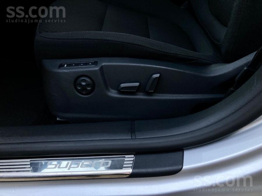 Pelēks Skoda SuperB 2014 Rīga, ar dzinēja tilpumu 1.60 L un nobraukumu 136 tūkst. km par 6900 €, foto 18 vietnē AUTOMOTO.COM.LV
