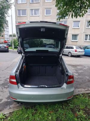 Grey Skoda SuperB 2014 in Vilnius, with an engine capacity of 1.60 L and mileage of 224 thousand km for 3500 €, photo 16 on AUTOMOTO.COM.LV
