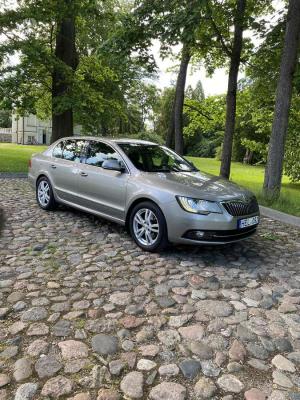 Grey Skoda SuperB 2014 in Kaunas, with an engine capacity of 1.80 L and mileage of 227 thousand km for 4200 €, photo 3 on AUTOMOTO.COM.LV
