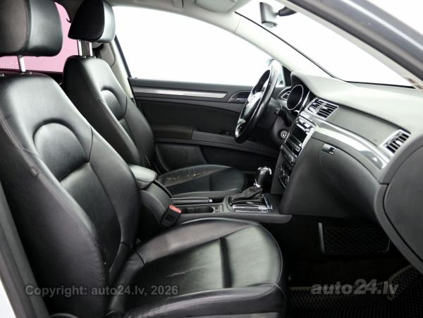 Grey Skoda SuperB 2014 in Tallinn, with an engine capacity of 1.60 L and mileage of 389 thousand km for 3799 €, photo 7 on AUTOMOTO.COM.LV
