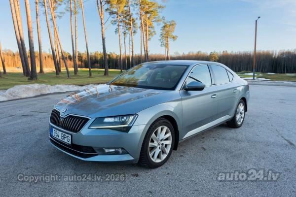 Pelēks Skoda SuperB 2015 Tallina, ar dzinēja tilpumu 2.00 L un nobraukumu 224 tūkst. km par 13450 €, foto 2 vietnē AUTOMOTO.COM.LV