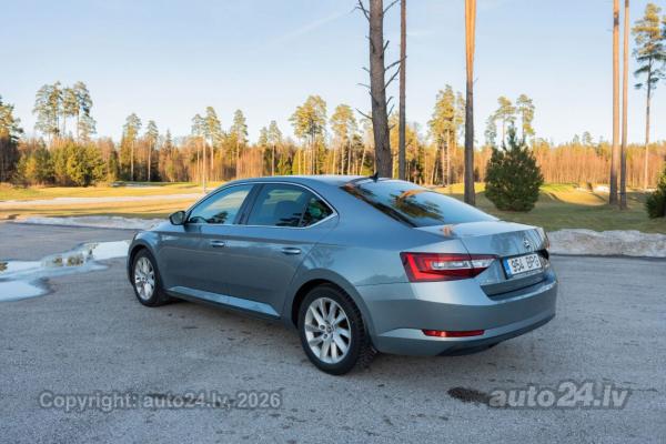 Pelēks Skoda SuperB 2015 Tallina, ar dzinēja tilpumu 2.00 L un nobraukumu 224 tūkst. km par 13450 €, foto 3 vietnē AUTOMOTO.COM.LV