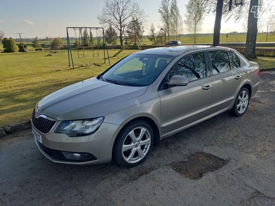 Pelēks Skoda SuperB 2015 Radviliškis, ar dzinēja tilpumu 1.60 L un nobraukumu 399 tūkst. km par 6750 €, foto 4 vietnē AUTOMOTO.COM.LV