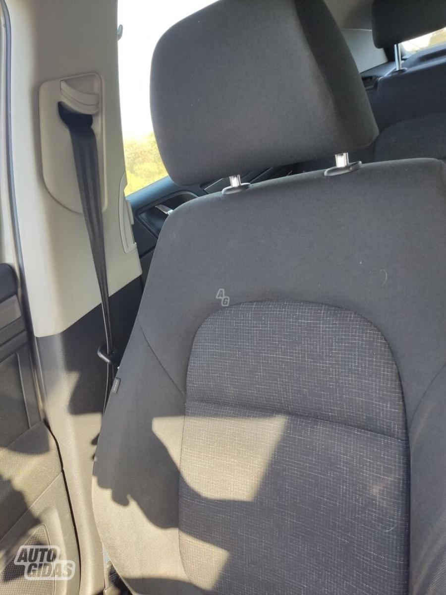 Pelēks Skoda SuperB 2015 Radviliškis, ar dzinēja tilpumu 1.60 L un nobraukumu 399 tūkst. km par 6750 €, foto 12 vietnē AUTOMOTO.COM.LV