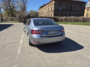 Pelēks Skoda SuperB 2015 Rīga, ar dzinēja tilpumu 2.00 L un nobraukumu 244 tūkst. km par 10400 €, foto 5 vietnē AUTOMOTO.COM.LV
