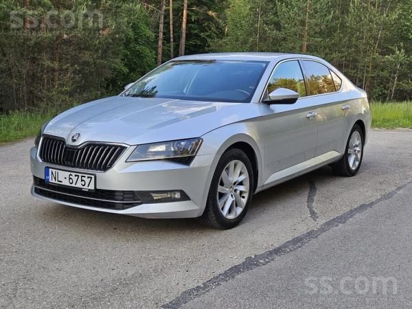 Pelēks Skoda SuperB 2015 Rīga, ar dzinēja tilpumu 2.00 L un nobraukumu 230 tūkst. km par 15500 €, foto 4 vietnē AUTOMOTO.COM.LV
