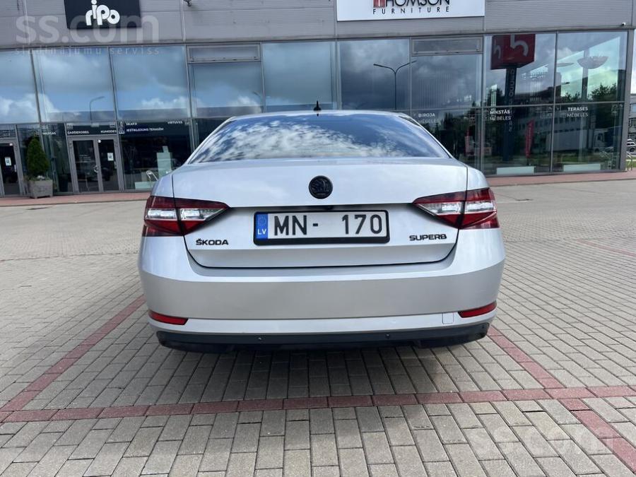 Grey Skoda SuperB 2015 in Riga, with an engine capacity of 2.00 L and mileage of 164 thousand km for 13000 €, photo 12 on AUTOMOTO.COM.LV