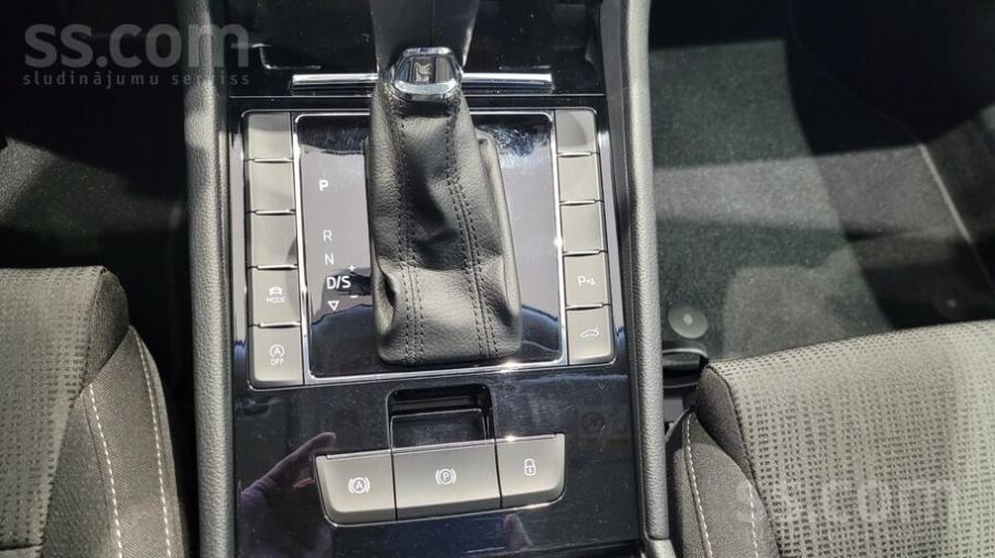 Grey Skoda SuperB 2015 in Riga, with an engine capacity of 1.80 L and mileage of 169 thousand km for 12290 €, photo 15 on AUTOMOTO.COM.LV