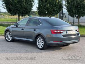 Grey Skoda SuperB 2015 in Tartu, with an engine capacity of 2.00 L and mileage of 257 thousand km for 10999 €, photo 5 on AUTOMOTO.COM.LV