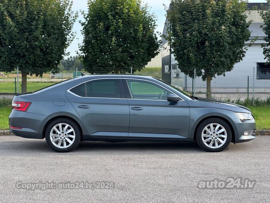 Grey Skoda SuperB 2015 in Tartu, with an engine capacity of 2.00 L and mileage of 257 thousand km for 10999 €, photo 7 on AUTOMOTO.COM.LV