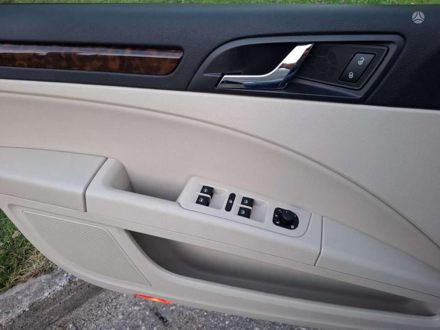 Pelēks Skoda SuperB 2015 Kauņa, ar dzinēja tilpumu 1.98 L un nobraukumu 300 tūkst. km par 6750 €, foto 17 vietnē AUTOMOTO.COM.LV