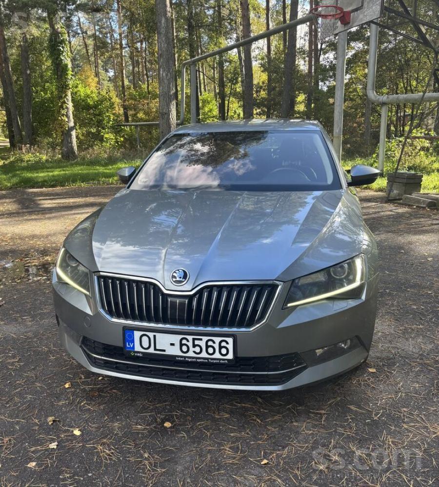 Pelēks Skoda SuperB 2015 Rīga, ar dzinēja tilpumu 2.00 L un nobraukumu 232 tūkst. km par 13200 €, foto 3 vietnē AUTOMOTO.COM.LV