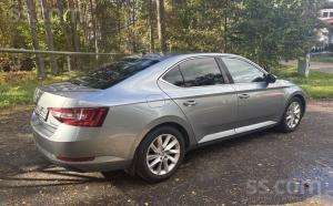 Pelēks Skoda SuperB 2015 Rīga, ar dzinēja tilpumu 2.00 L un nobraukumu 232 tūkst. km par 13200 €, foto 4 vietnē AUTOMOTO.COM.LV