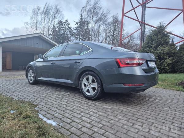Grey Skoda SuperB 2016 in Ogre, with an engine capacity of 2.00 L and mileage of 215 thousand km for 10200 €, photo 3 on AUTOMOTO.COM.LV