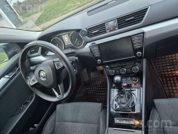 Grey Skoda SuperB 2016 in Ogre, with an engine capacity of 2.00 L and mileage of 215 thousand km for 10200 €, photo 4 on AUTOMOTO.COM.LV
