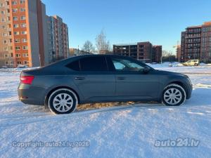 Pelēks Skoda SuperB 2016 Tallina, ar dzinēja tilpumu 2.00 L un nobraukumu 157 tūkst. km par 14900 €, foto 3 vietnē AUTOMOTO.COM.LV
