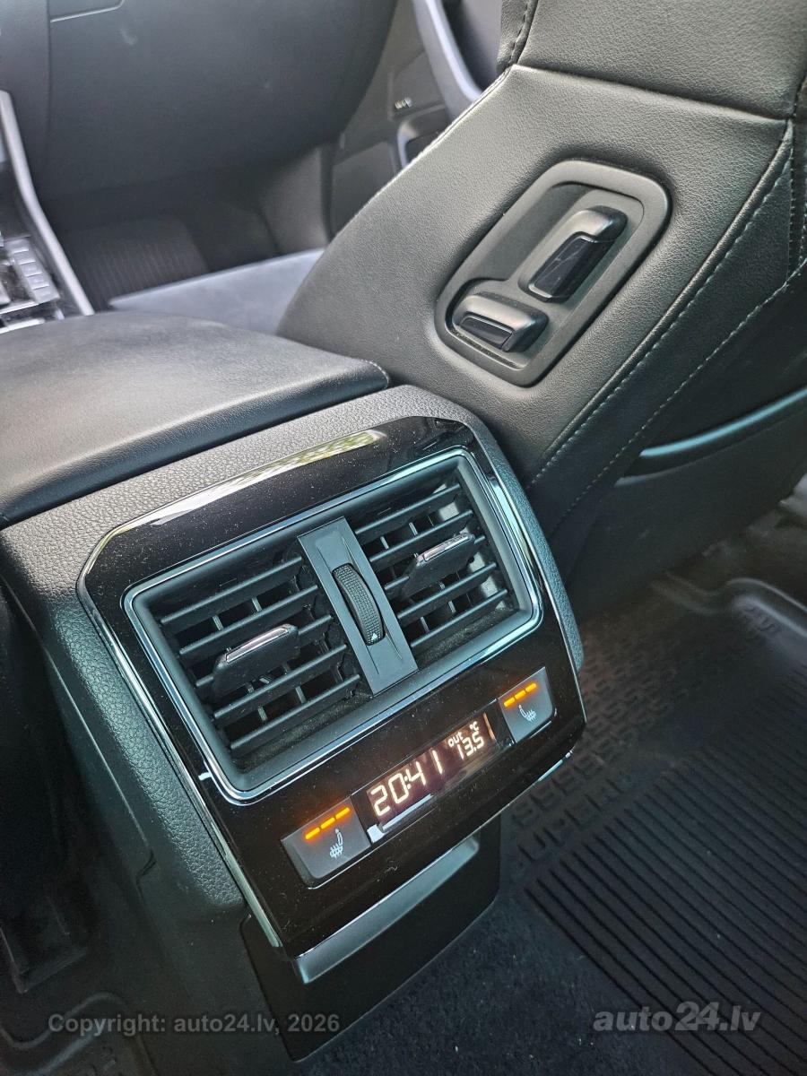 Grey Skoda SuperB 2016 in Tallinn, with an engine capacity of 2.00 L and mileage of 260 thousand km for 13500 €, photo 17 on AUTOMOTO.COM.LV