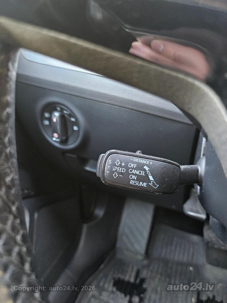 Grey Skoda SuperB 2016 in Tallinn, with an engine capacity of 2.00 L and mileage of 260 thousand km for 13500 €, photo 18 on AUTOMOTO.COM.LV