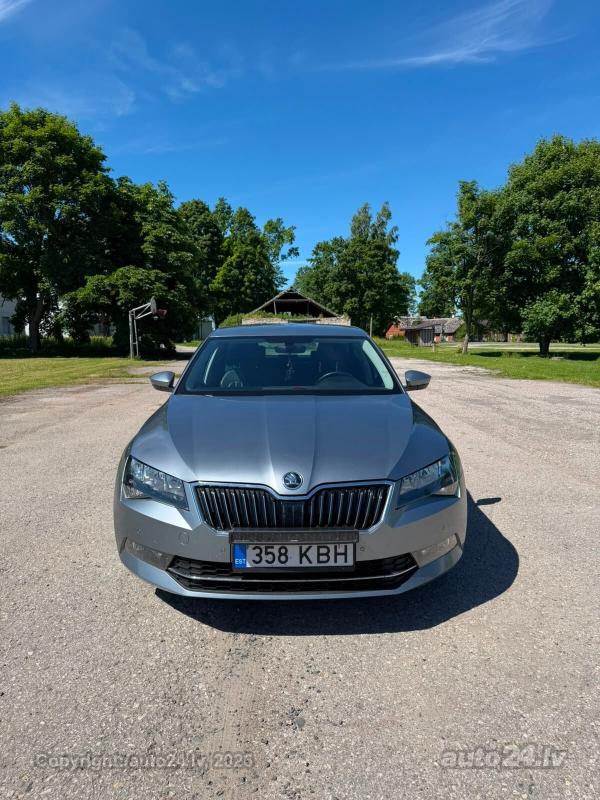 Grey Skoda SuperB 2016 in Paide, with an engine capacity of 2.00 L and mileage of 192 thousand km for 13999 €, photo 1 on AUTOMOTO.COM.LV