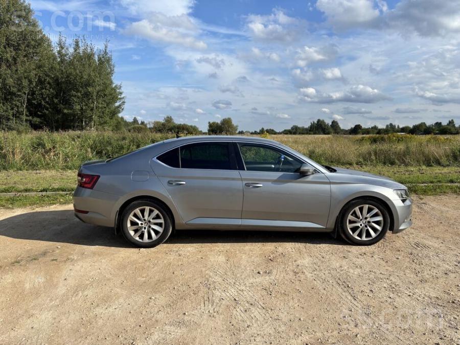 Grey Skoda SuperB 2016 in Riga, with an engine capacity of 2.00 L and mileage of 247 thousand km for 11500 €, photo 4 on AUTOMOTO.COM.LV